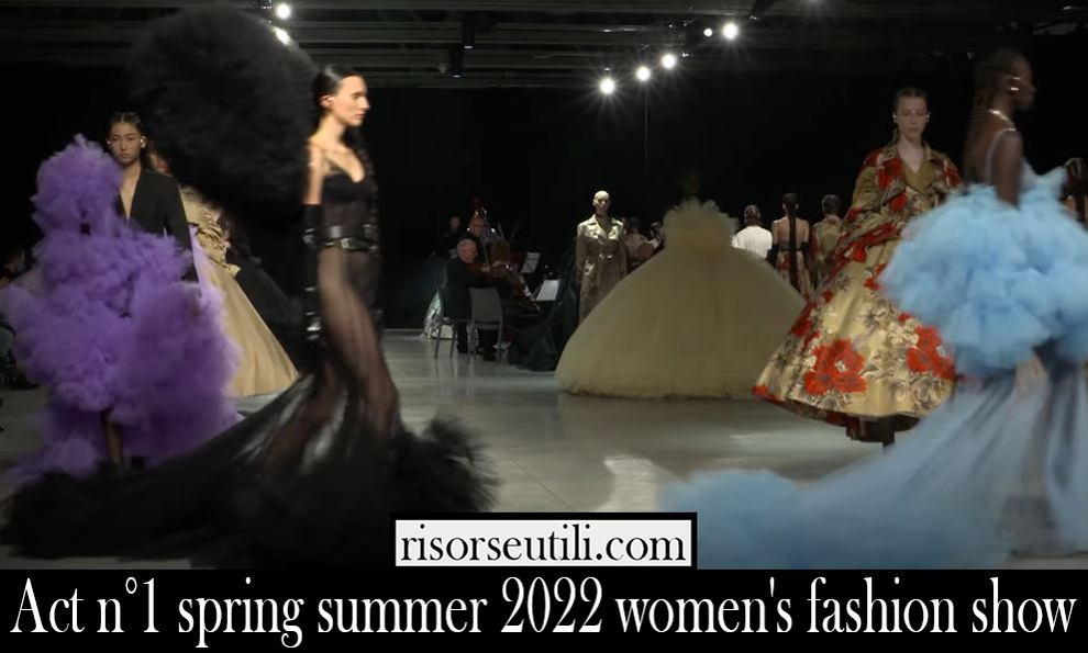 Act n°1 spring summer 2022 women's fashion show